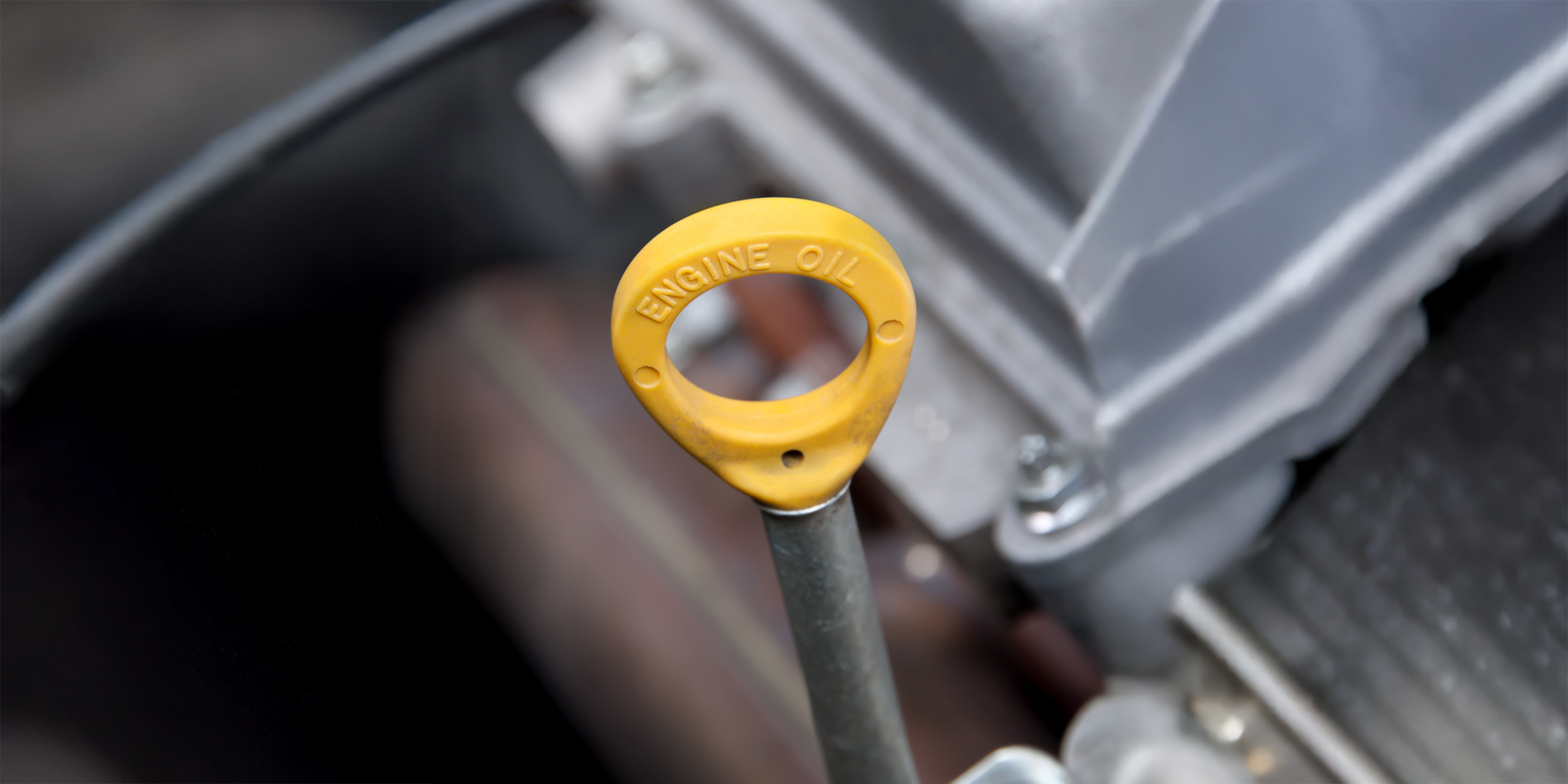 How To Properly Read A Semi Truck Engine Oil Dipstick - Tips From The ...